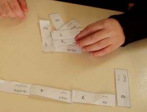 Jeu de domino – nombres de 1 à 10 en lettres – Les (bonnes) notes de JR